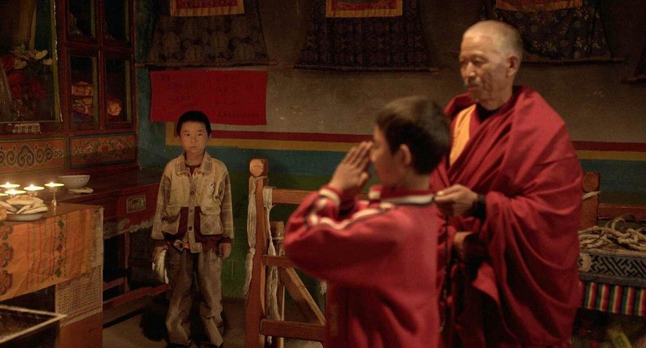 Jia zai shui cao feng mao di di fang (2014) | ČSFD.cz