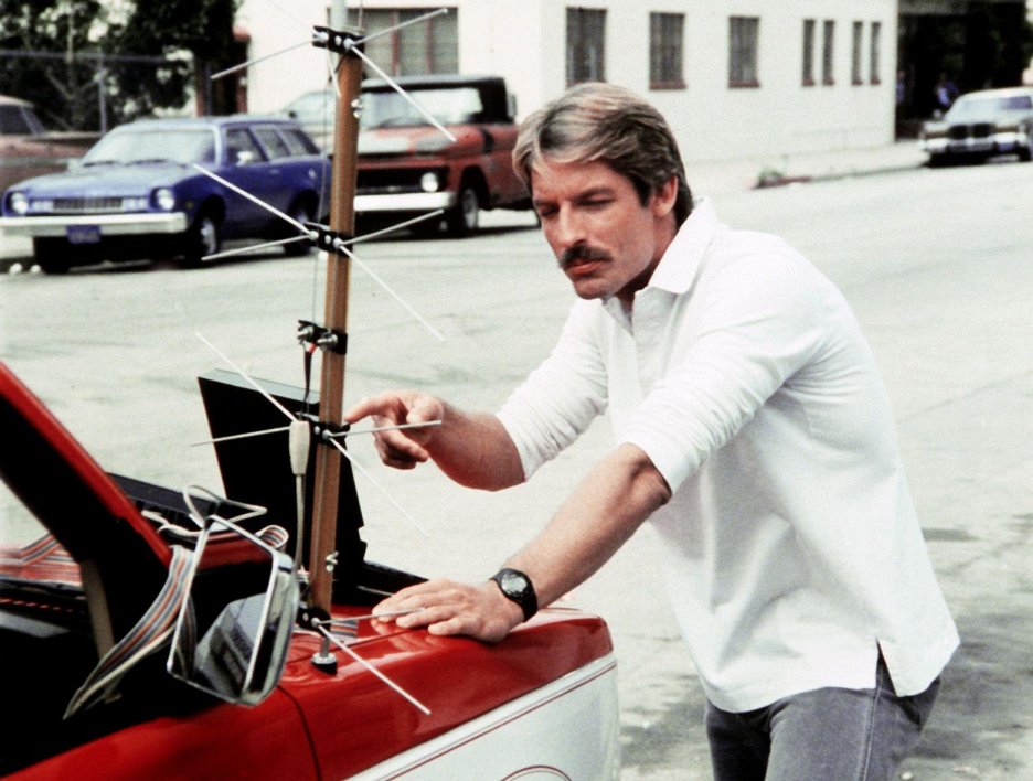 Riptide - Where the Girls Are (S02E01) (1984) | ČSFD.cz