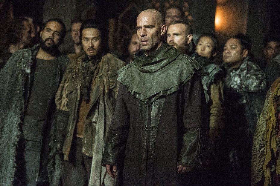 Prvních 100 - Stealing Fire (S03E09) (2016) | ČSFD.cz