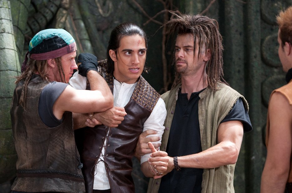 Princezna ze země slonů - Enemies Unleashed (S02E01) (2011) | ČSFD.cz