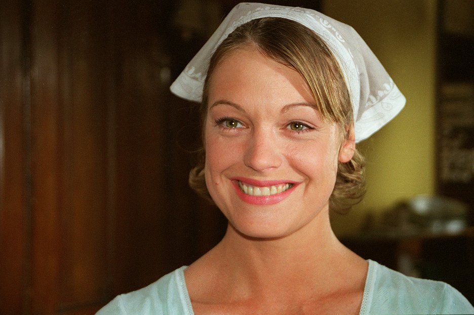 Dolce Vita & Co - Ein Hundeleben (S01E04) (2001) | ČSFD.cz