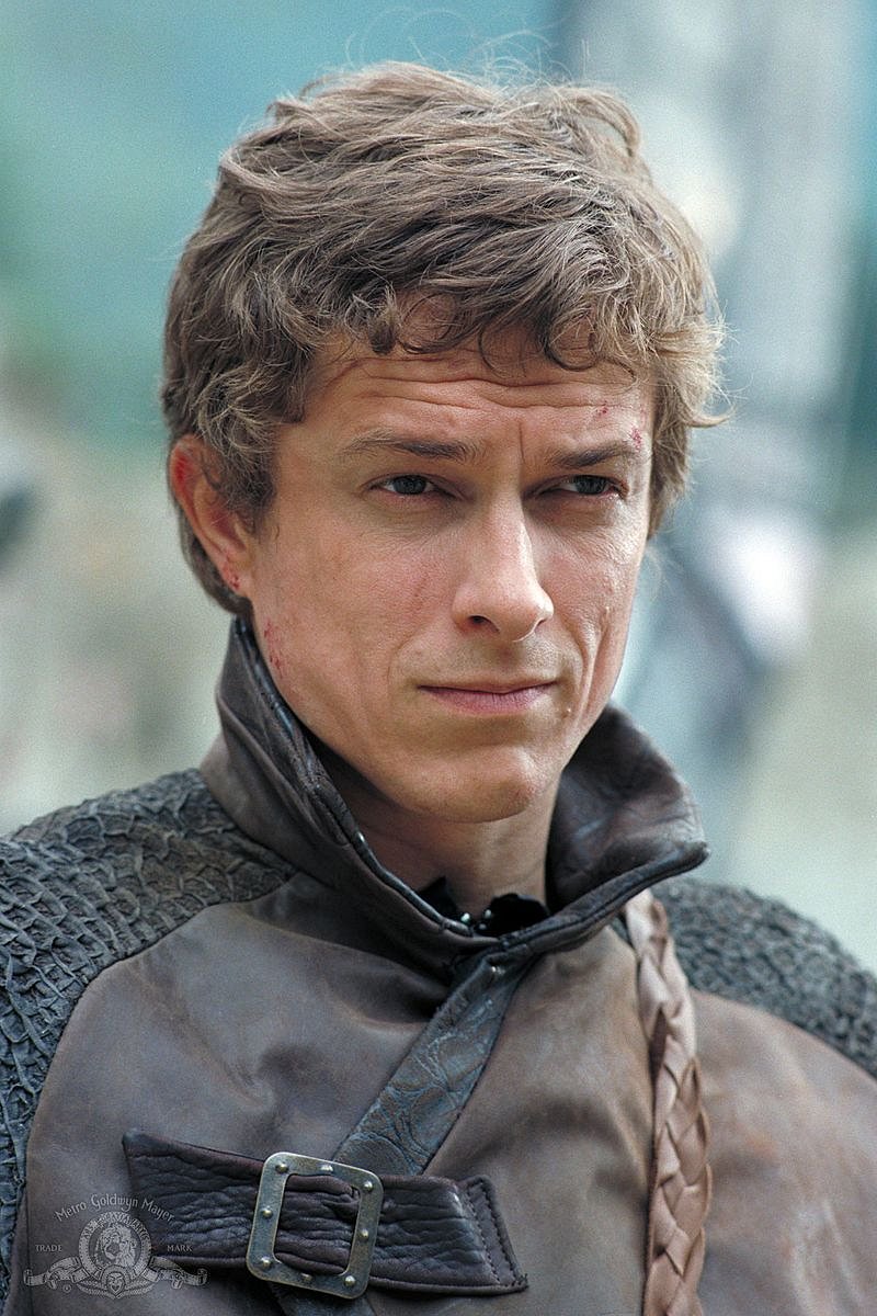 Hvězdná brána - Svornost (S06E09) (2002) | ČSFD.cz