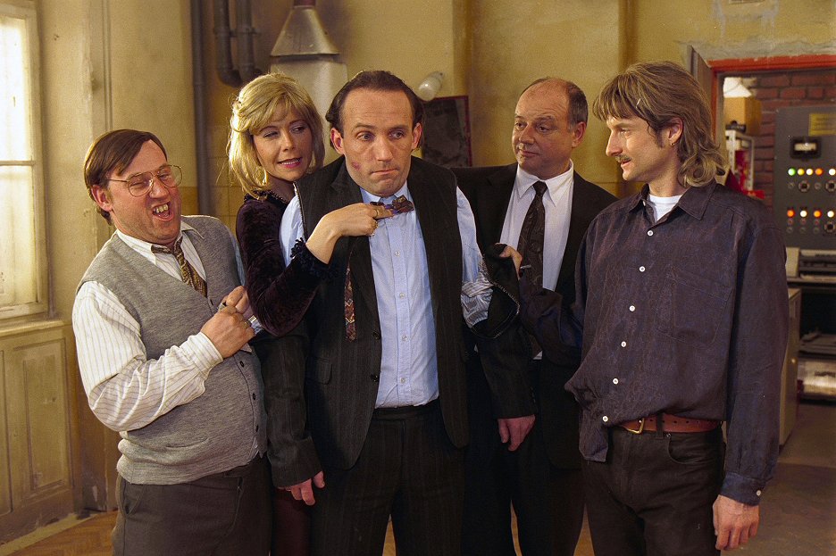 MA 2412 - Tribunal (S01E10) (1999) | ČSFD.cz