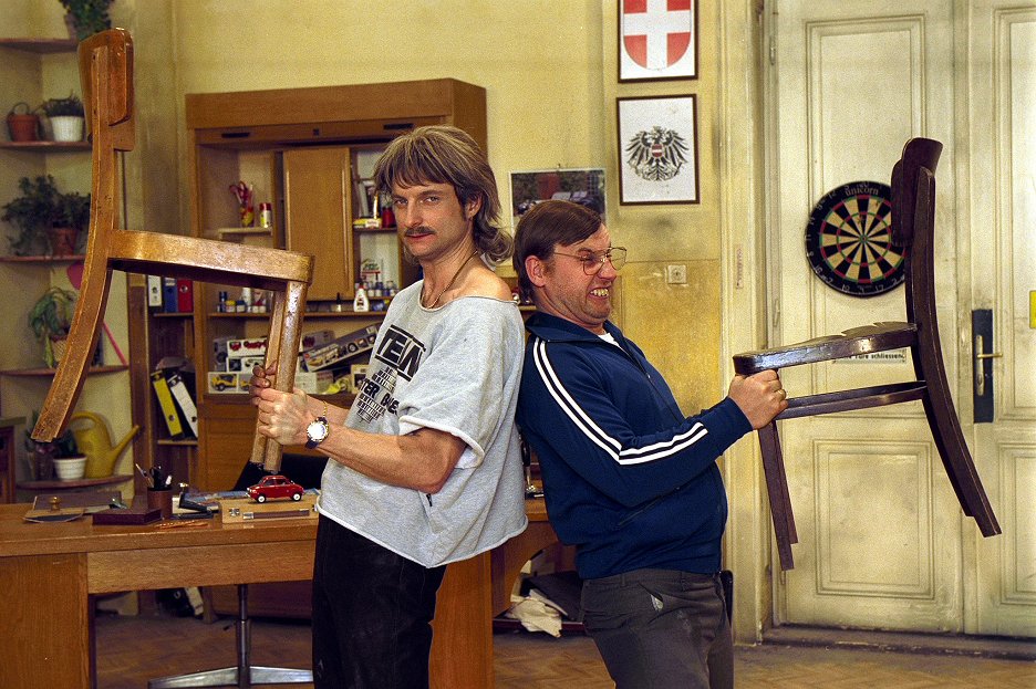 MA 2412 - Körperkult (S02E05) (2000) | ČSFD.cz