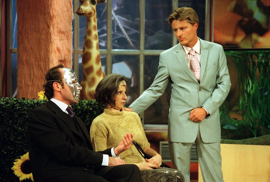 MA 2412 - Talk-Show (S04E07) (2002) | ČSFD.cz