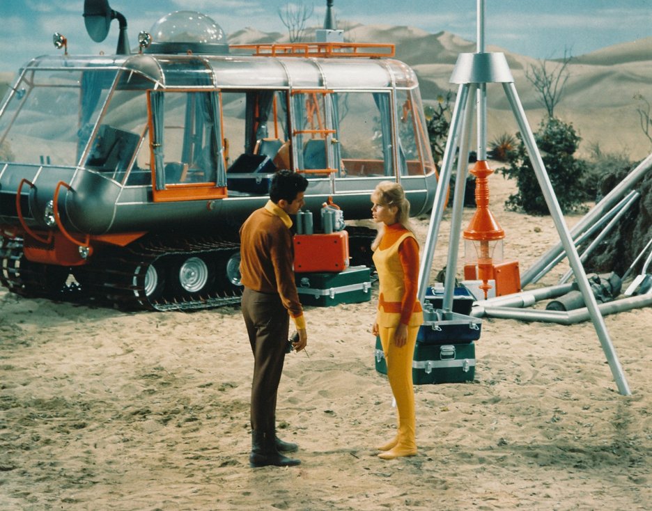 Lost in Space (1965) | Facts - Facts | ČSFD.cz