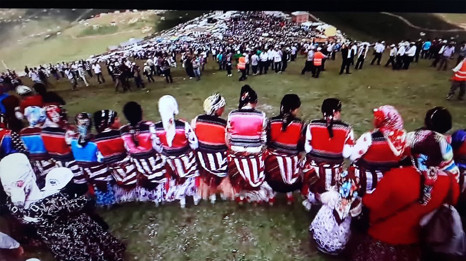 Sira Disi Insanlar (2015) | ČSFD.cz