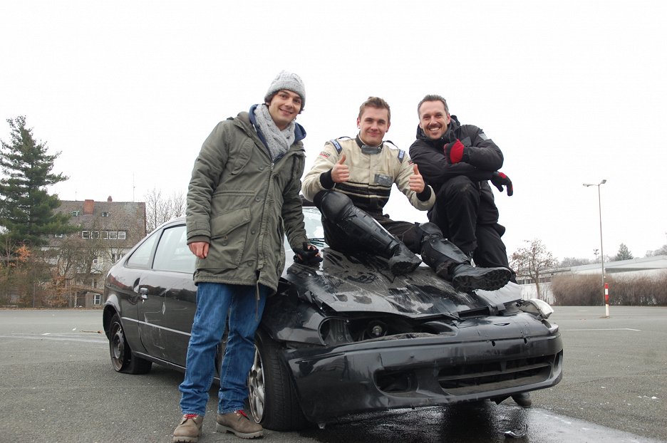 Checker Can (2011) | ČSFD.cz