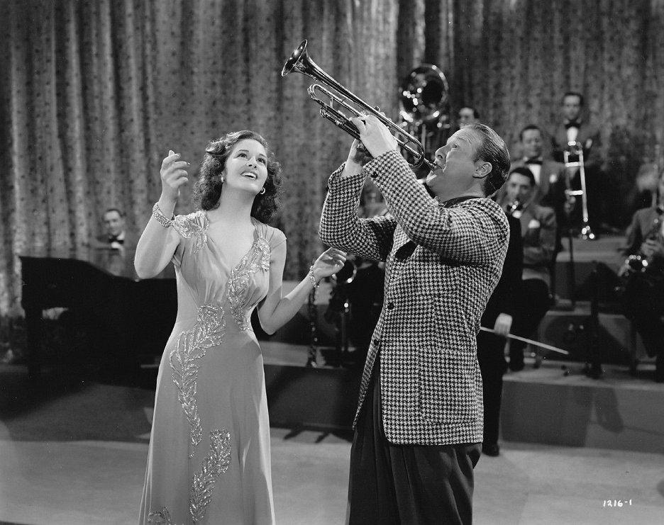 Tune Time (1942) | ČSFD.cz