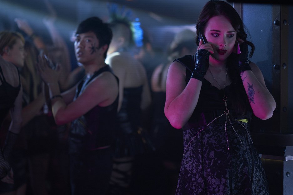 Orphan Black - Transgressive Border Crossing (S04E02) (2016) | ČSFD.cz