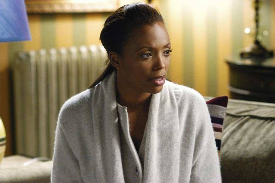 Ghost Whisperer - Dead Man's Ridge (S01E16) (2006) | ČSFD.cz