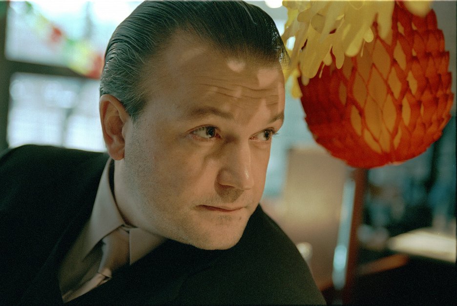 Stíny nad Stockholmem - Kartellen (S02E03) (2002) | ČSFD.cz