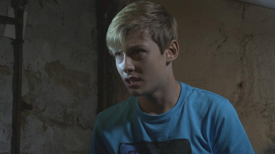 Les Mystères de l'amour - Disparition inquiétante (S07E21) (2014) | ČSFD.cz