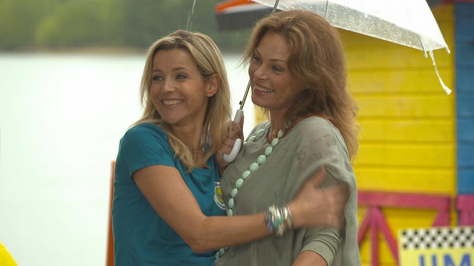 Les Mystères de l'amour - Racket (S10E14) (2015) | ČSFD.cz