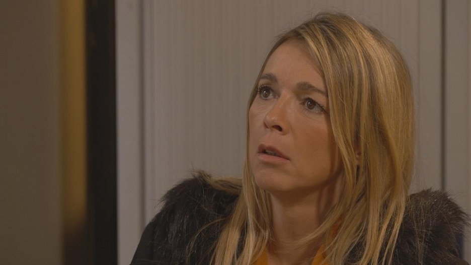 Les Mystères de l'amour - Stress et détresse (S11E18) (2015) | ČSFD.cz