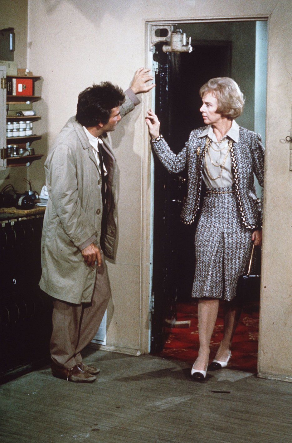 Columbo - Dvojexpozice (S03E04) (1973) | ČSFD.cz