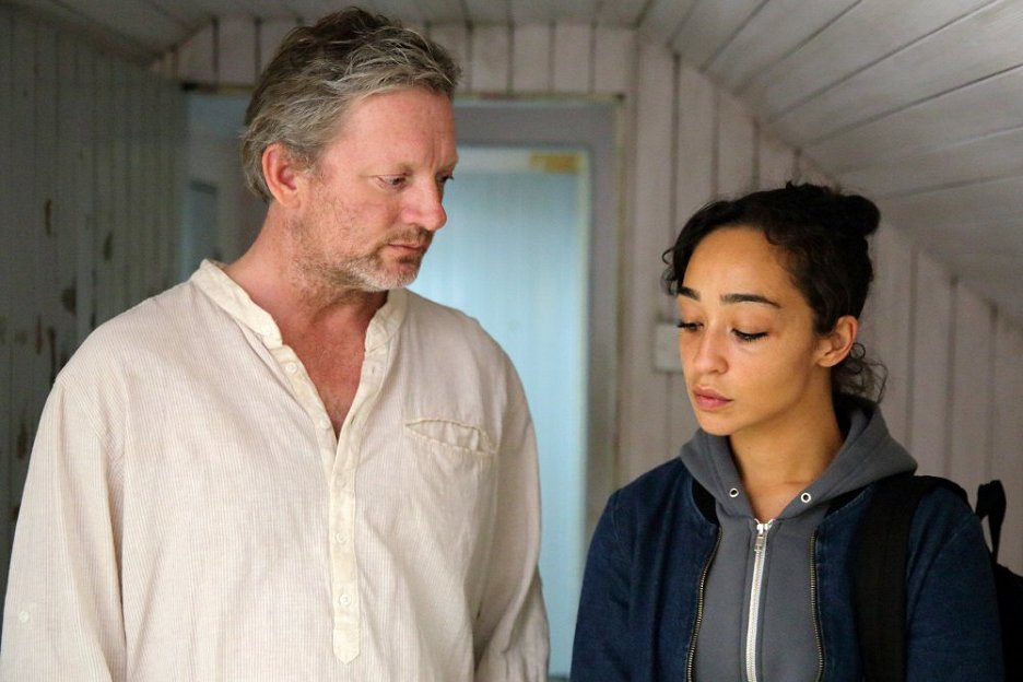 Iona (2015) | ČSFD.cz