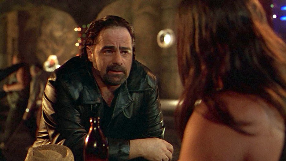 Duane Whitaker | ČSFD.cz