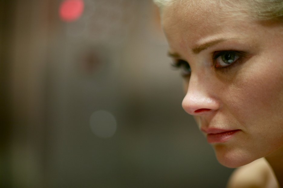 Elevator (2012) | ČSFD.sk