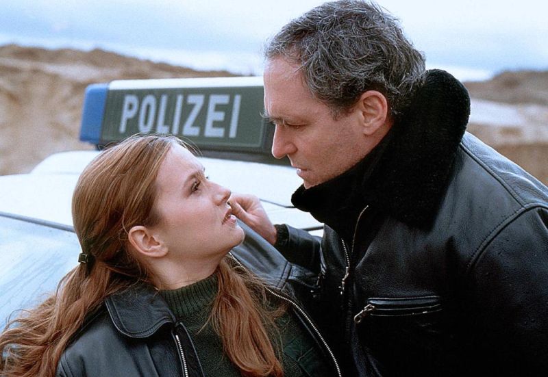 Stahlnetz - Innere Angelegenheiten (E25) (2001) | ČSFD.cz