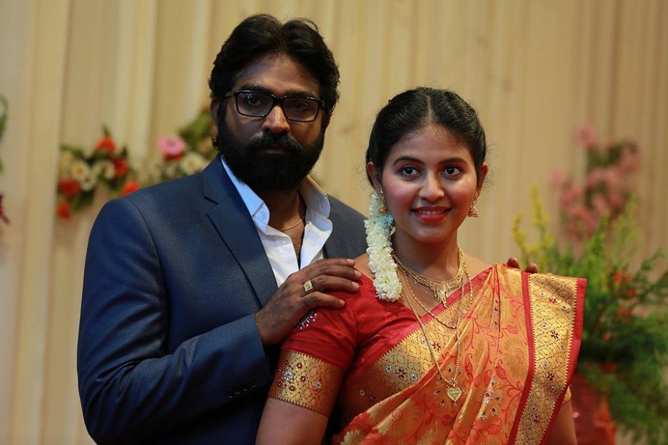 Iraivi (2016) | ČSFD.cz
