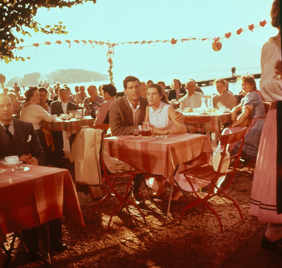 Salzburger Geschichten (1957) | ČSFD.cz