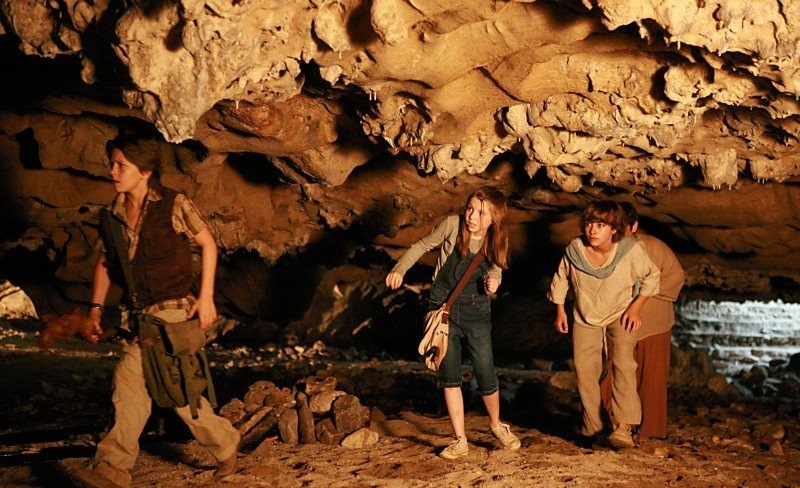 The Lost Medallion: The Adventures of Billy Stone (2013) | ČSFD.cz