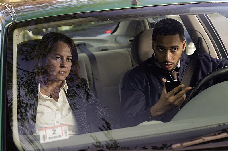 Elliot Knight | ČSFD.cz