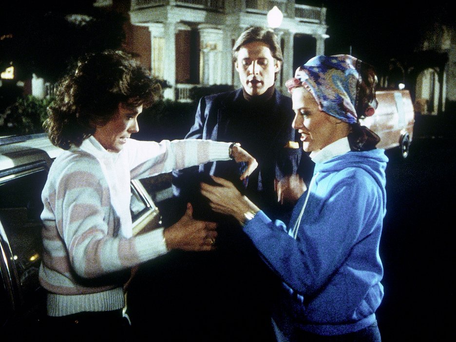 Scarecrow and Mrs. King - The Artful Dodger (S01E18) (1984) | ČSFD.cz