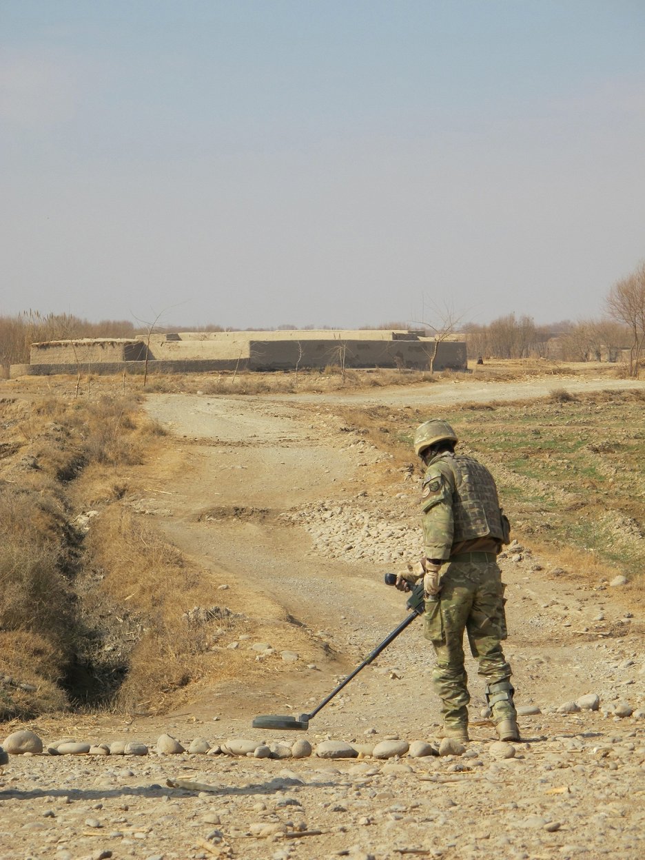 The Bomb Squad (2011) | ČSFD.cz