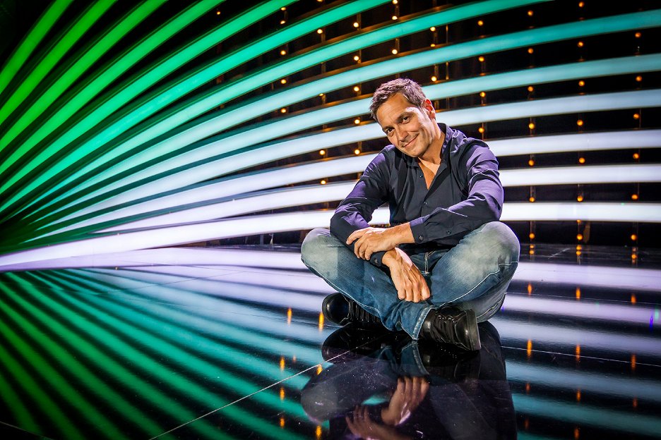 dieter-nuhr-live-2010-sfd-cz