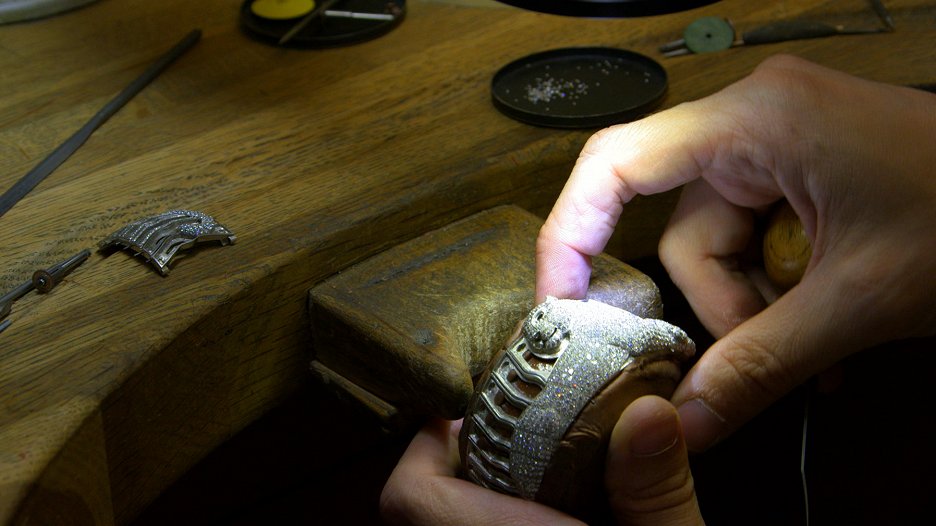 Cartier, la petite boîte rouge (2013) | ČSFD.cz