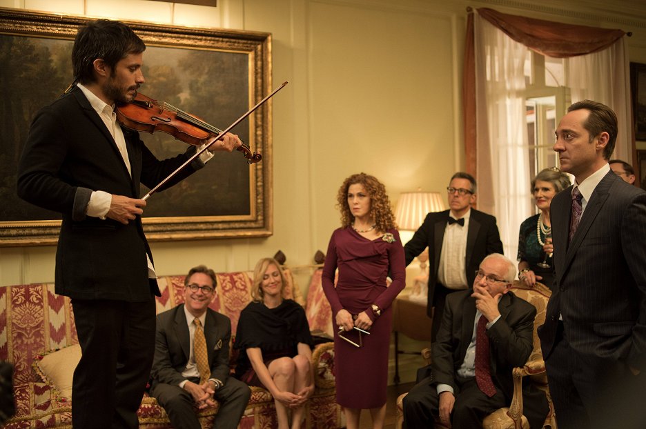 Mozart v džungli - Stoupáš mi do hlavy (S01E07) (2014) | ČSFD.cz