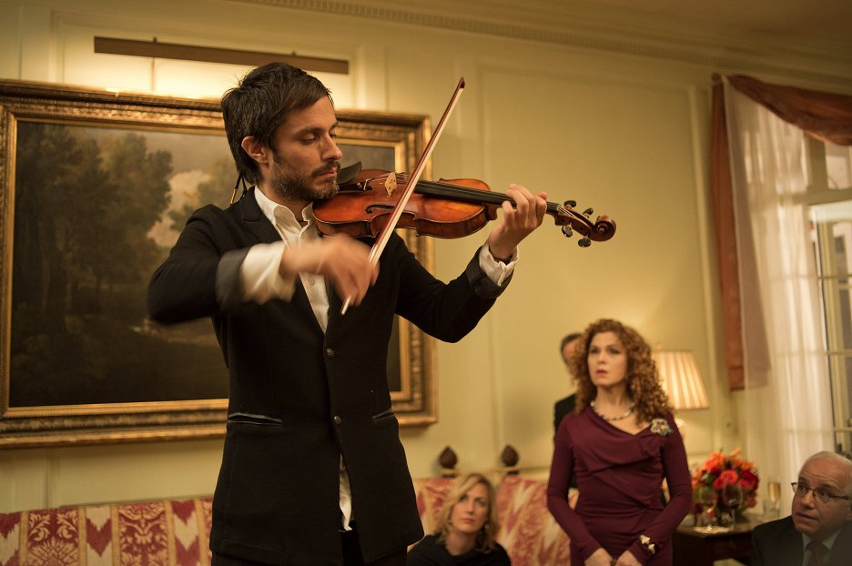 Mozart v džungli - Stoupáš mi do hlavy (S01E07) (2014) | ČSFD.cz