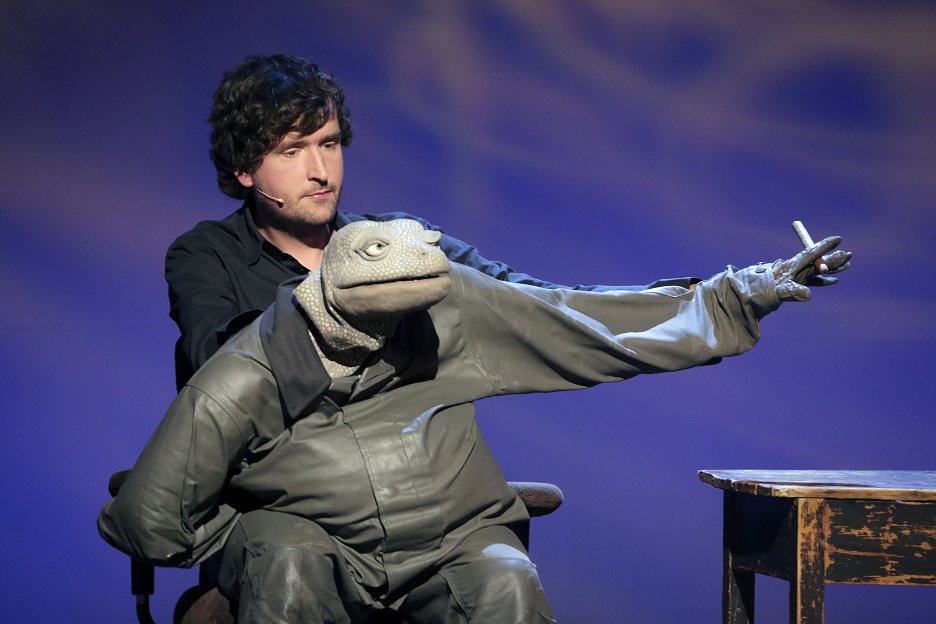 Michael Hatzius: "Die Echse" (2013) | ČSFD.cz
