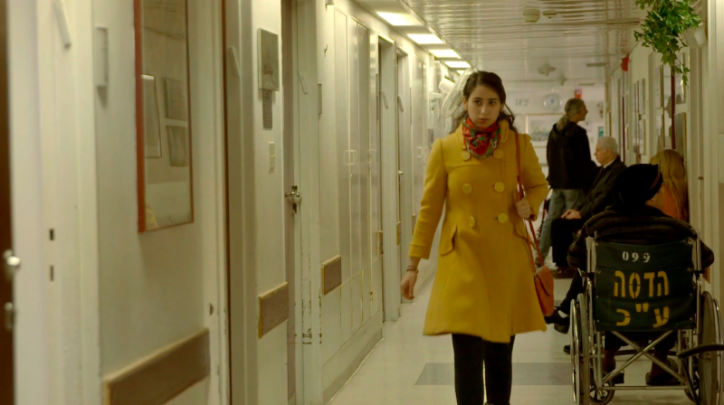 Between Worlds (2016) | ČSFD.cz