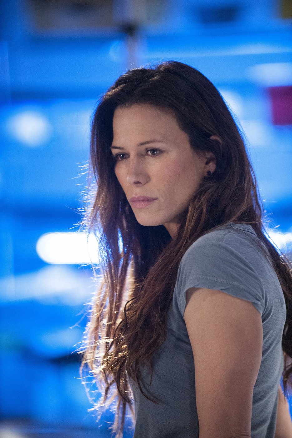 Poslední loď - Bezpečná zóna (S02E08) (2015) | ČSFD.cz