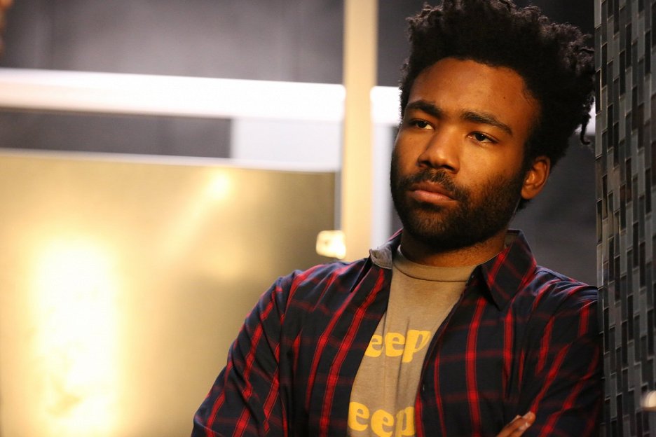 Atlanta - Klub (S01E08) (2016) | Galerie - Z epizody | ČSFD.cz