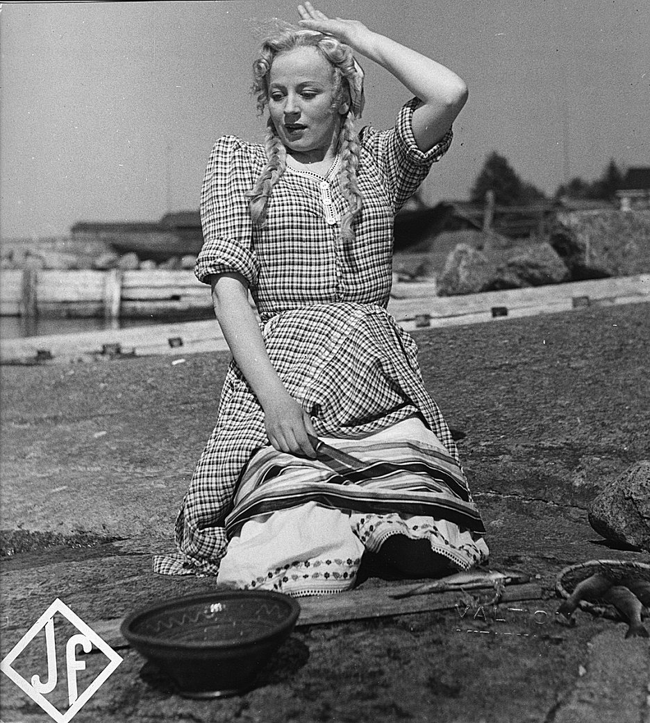 Ulkosaarelaiset (1938) | ČSFD.cz