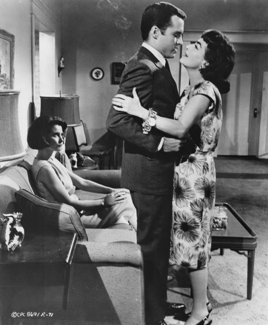 Strait-Jacket (1964) | ČSFD.cz