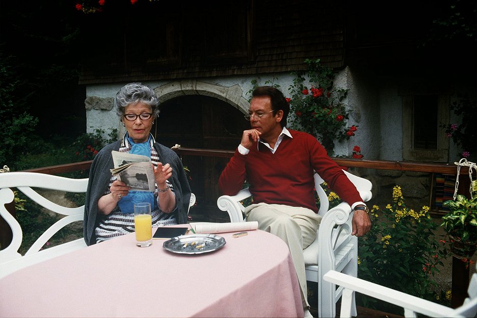 Die Schwarzwaldklinik - Die Heimkehr (1) (S01E01) (1985) | ČSFD.cz