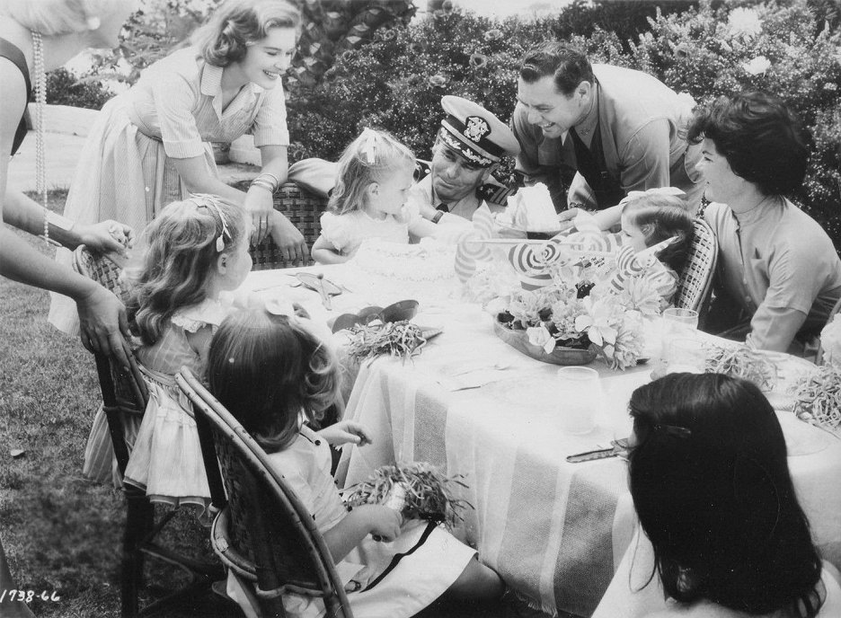 Torpedo Run (1958) | ČSFD.cz