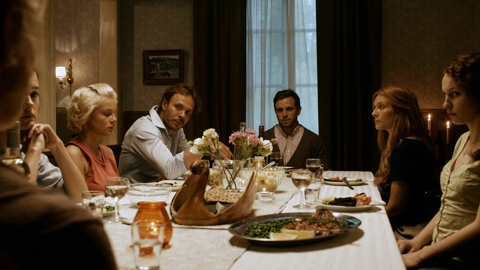 Tjockare än vatten (2014) | ČSFD.cz