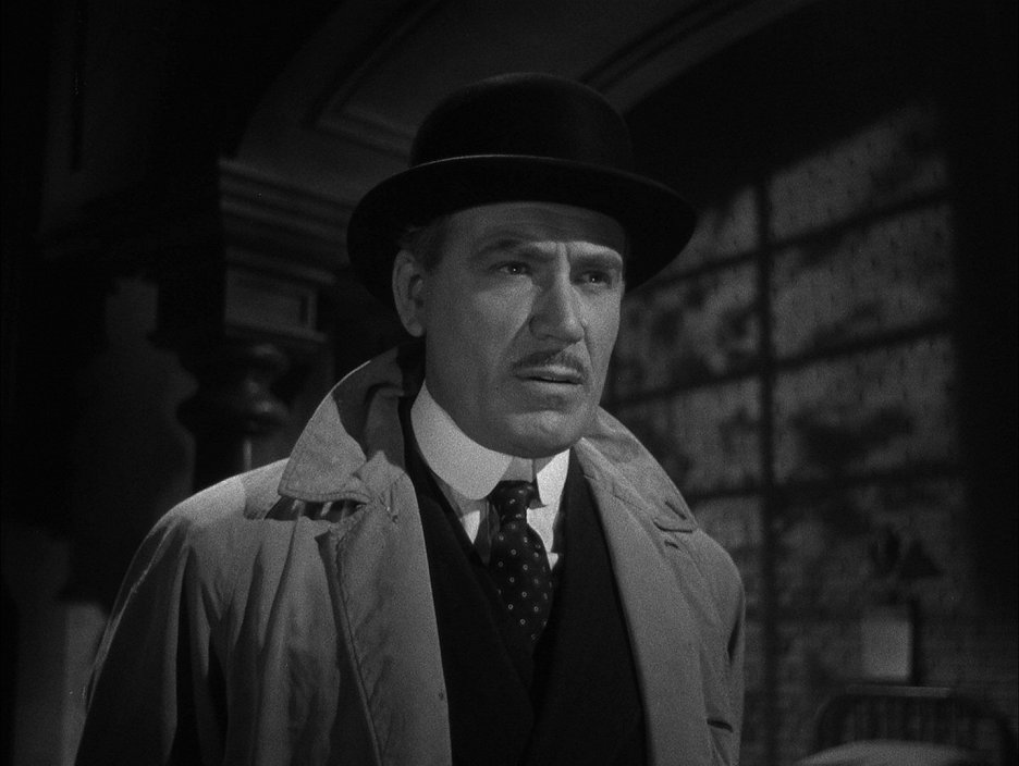 Dennis Hoey | ČSFD.cz