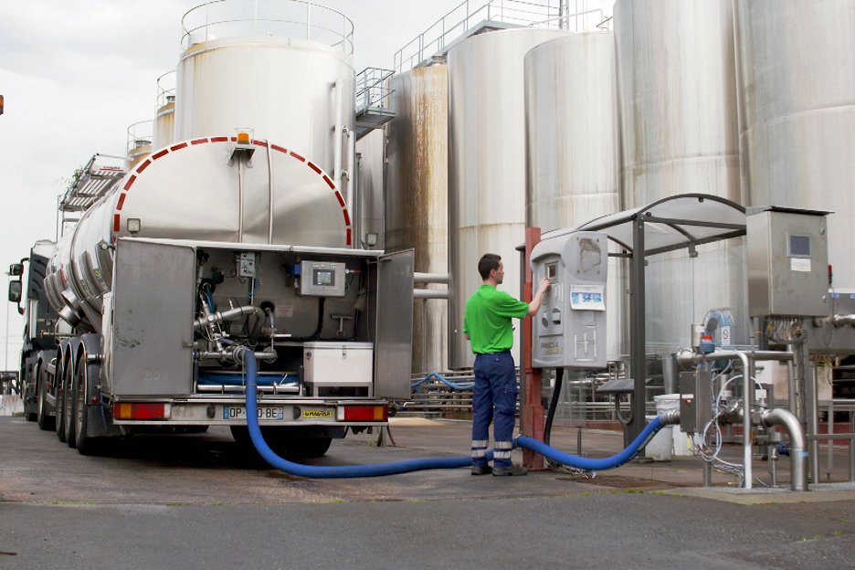 Milch - Ein Glaubenskrieg (2016) | ČSFD.cz