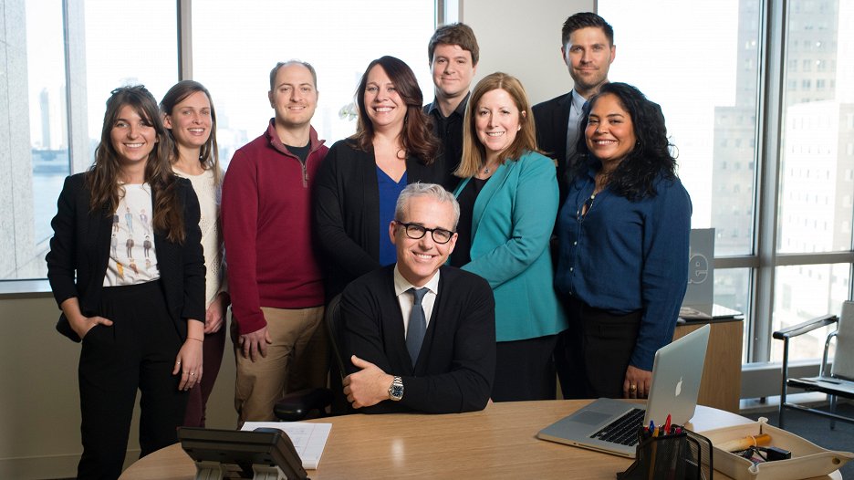 Časopis People vyšetřuje (2016) | ČSFD.cz