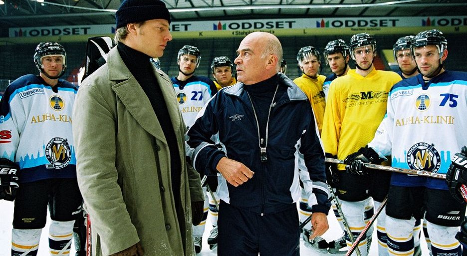 Důkaz na dosah - Eishockey (S01E02) (2003) | ČSFD.cz
