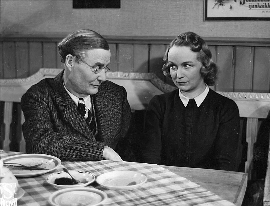 Neiti Tuittupää (1943) | ČSFD.cz