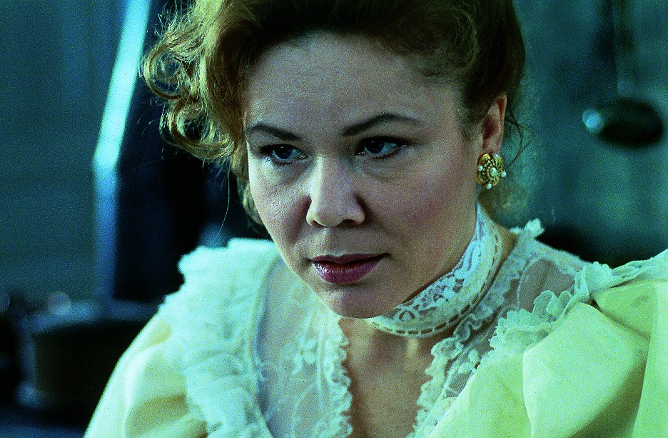 Ungfrúin góða og húsið (1999) | ČSFD.cz
