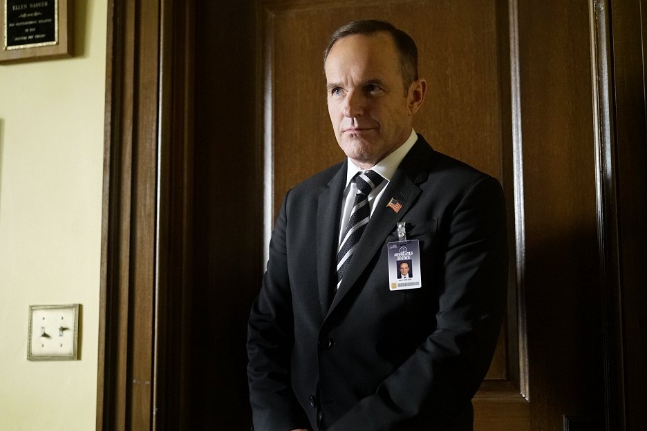 Agenti S.H.I.E.L.D. - Probuzení (S04E11) (2017) | ČSFD.cz
